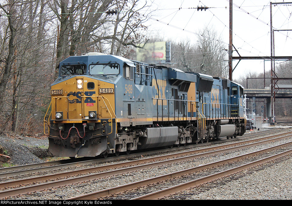 CSX ES40DC #5489 on X786